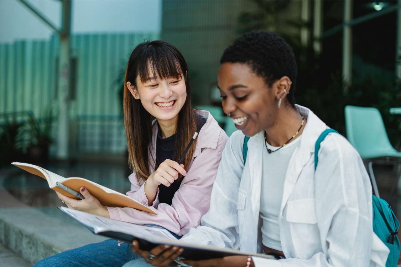 How to Overcome the Fear of Speaking English in Public - Click English